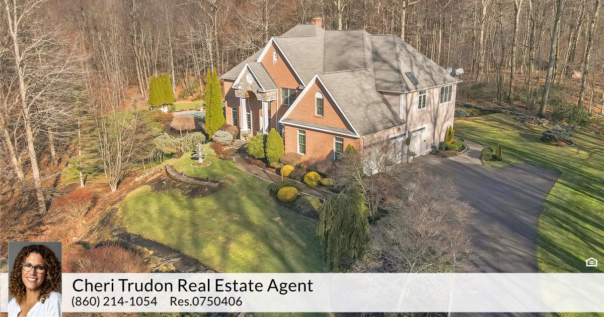 52 Julia Rd, Tolland, CT 06084